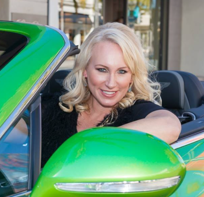 Introducing Megan Zucaro ️ · Virtual Power Networkers 🌎