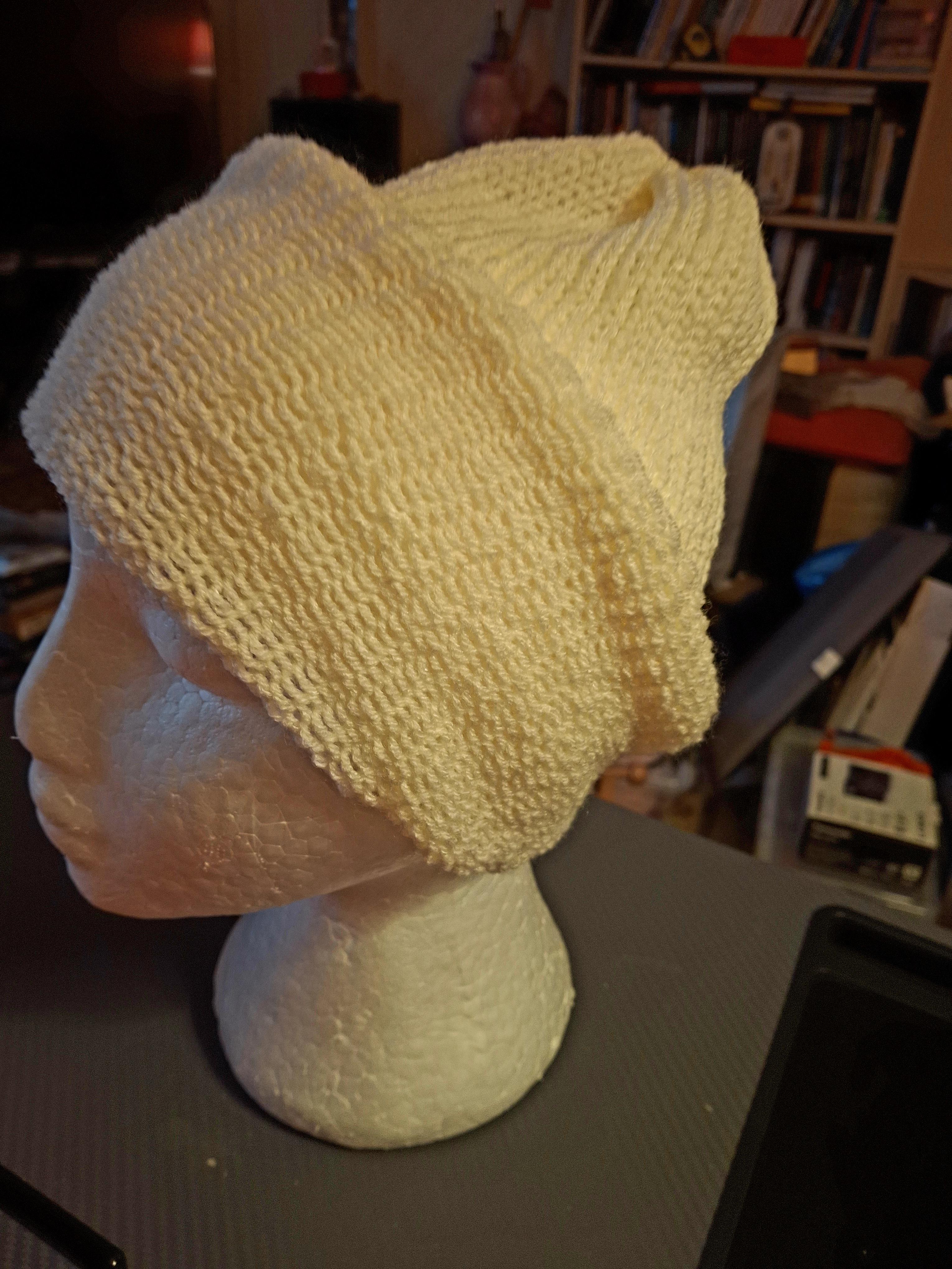 How can this hat be improved please? · Circular Machine Knitting Addi