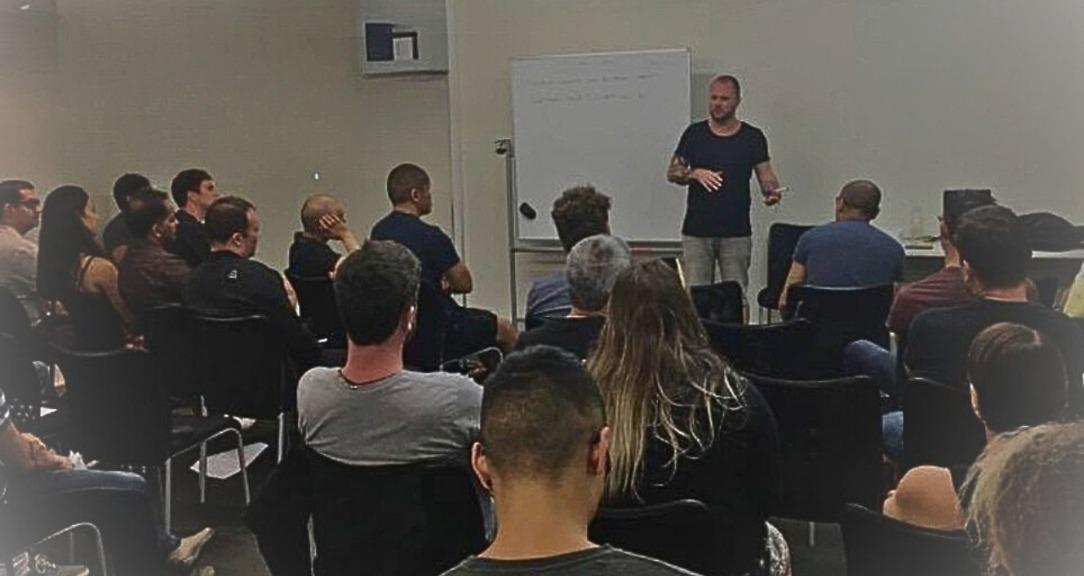 🔥 Day 9: Design Your Day (Stop Relying on Motivation) · Brojo ...