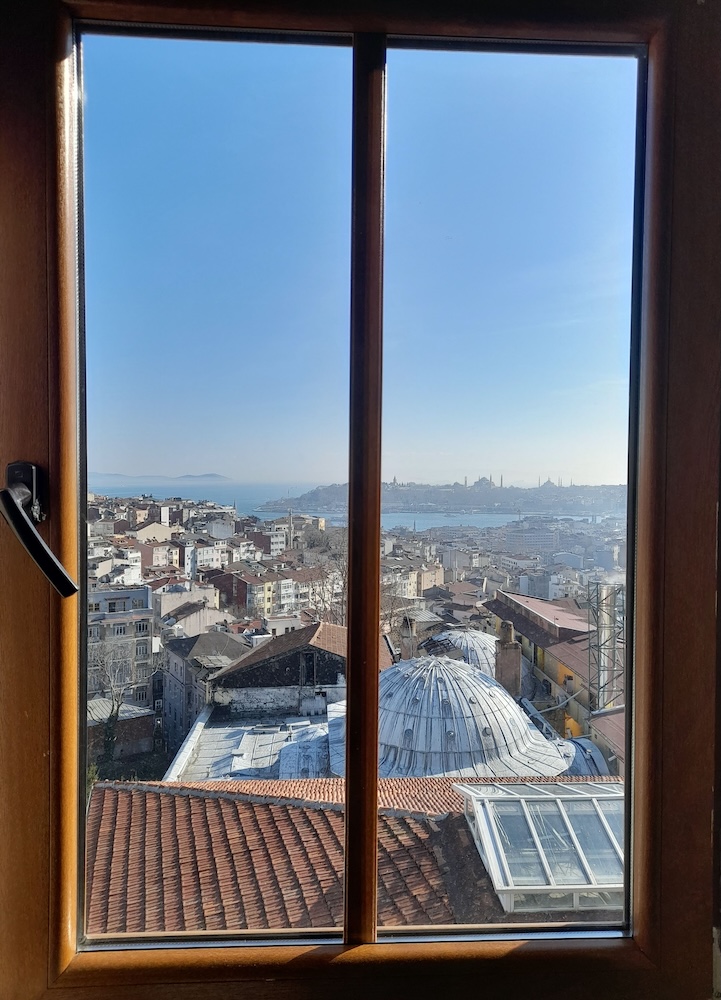 On top of the world · Brojo: The Integrity Army