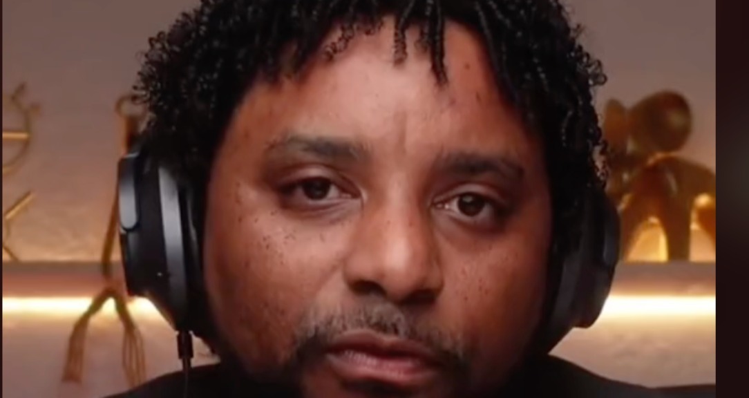 DeVory Darkins's Community