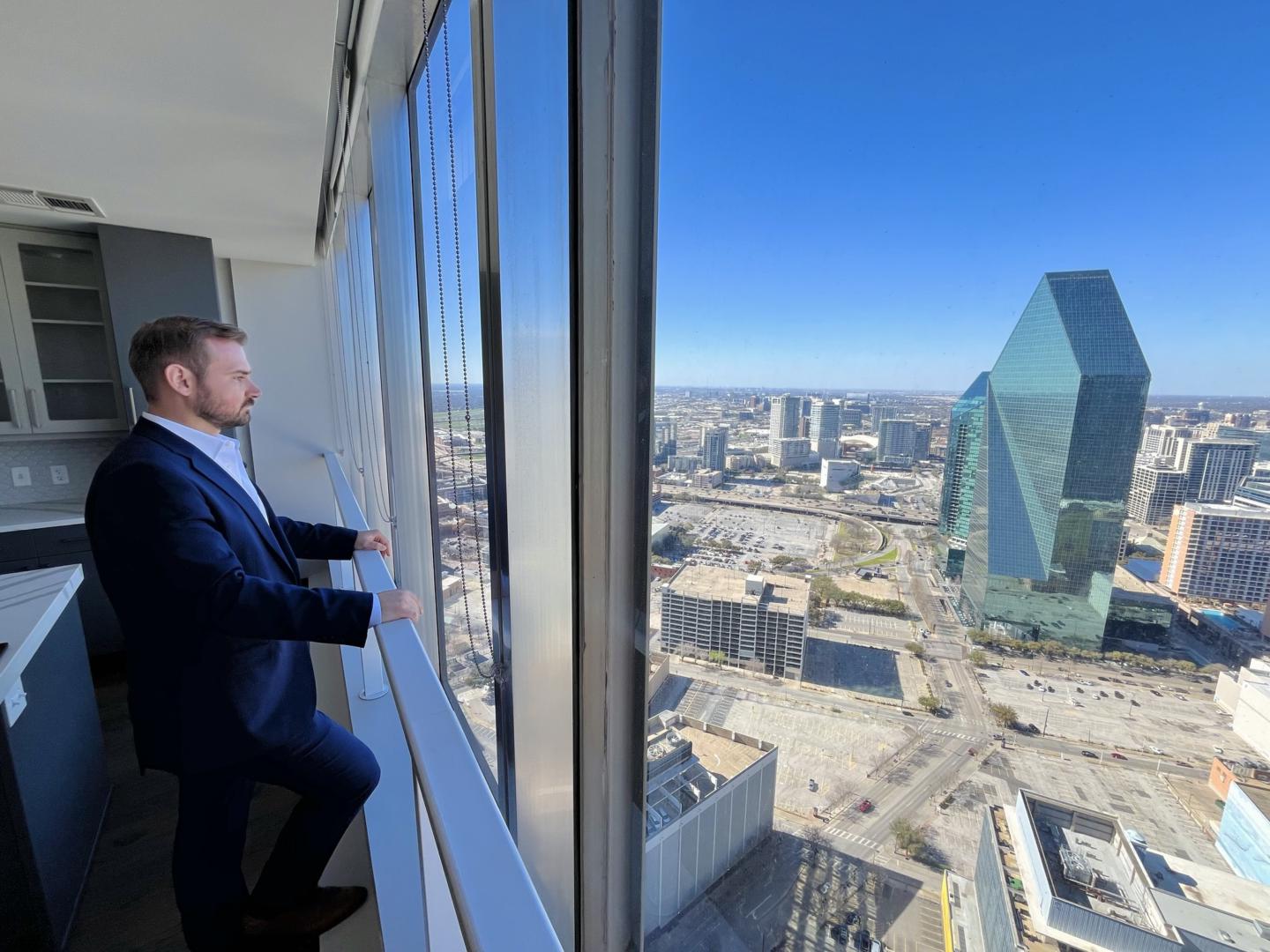 Amazing Apartment Locator