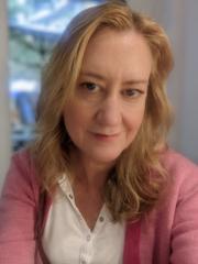Kate Saunders