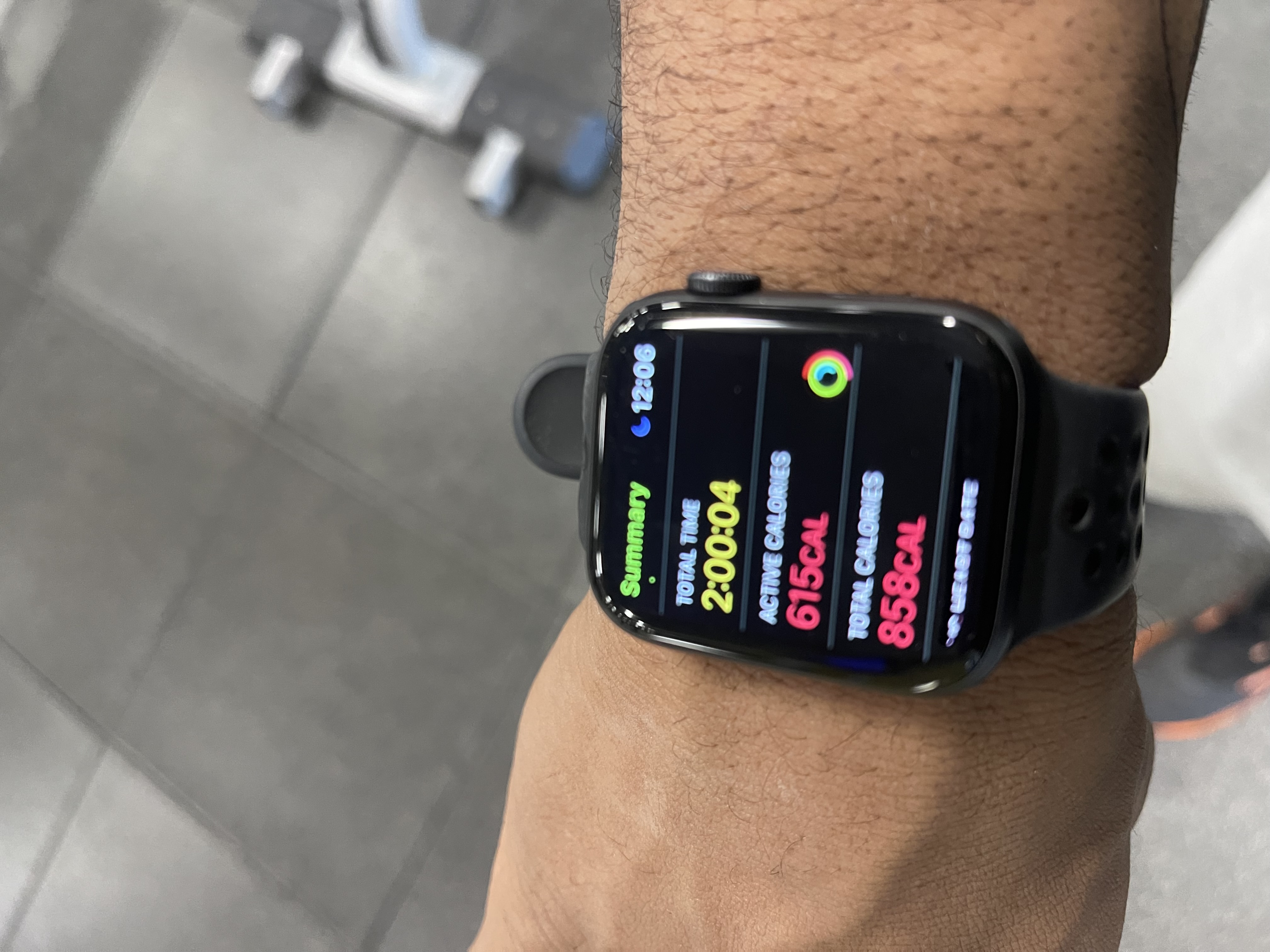 Gym session 💪🏽 · Posture. Precision. Abs.