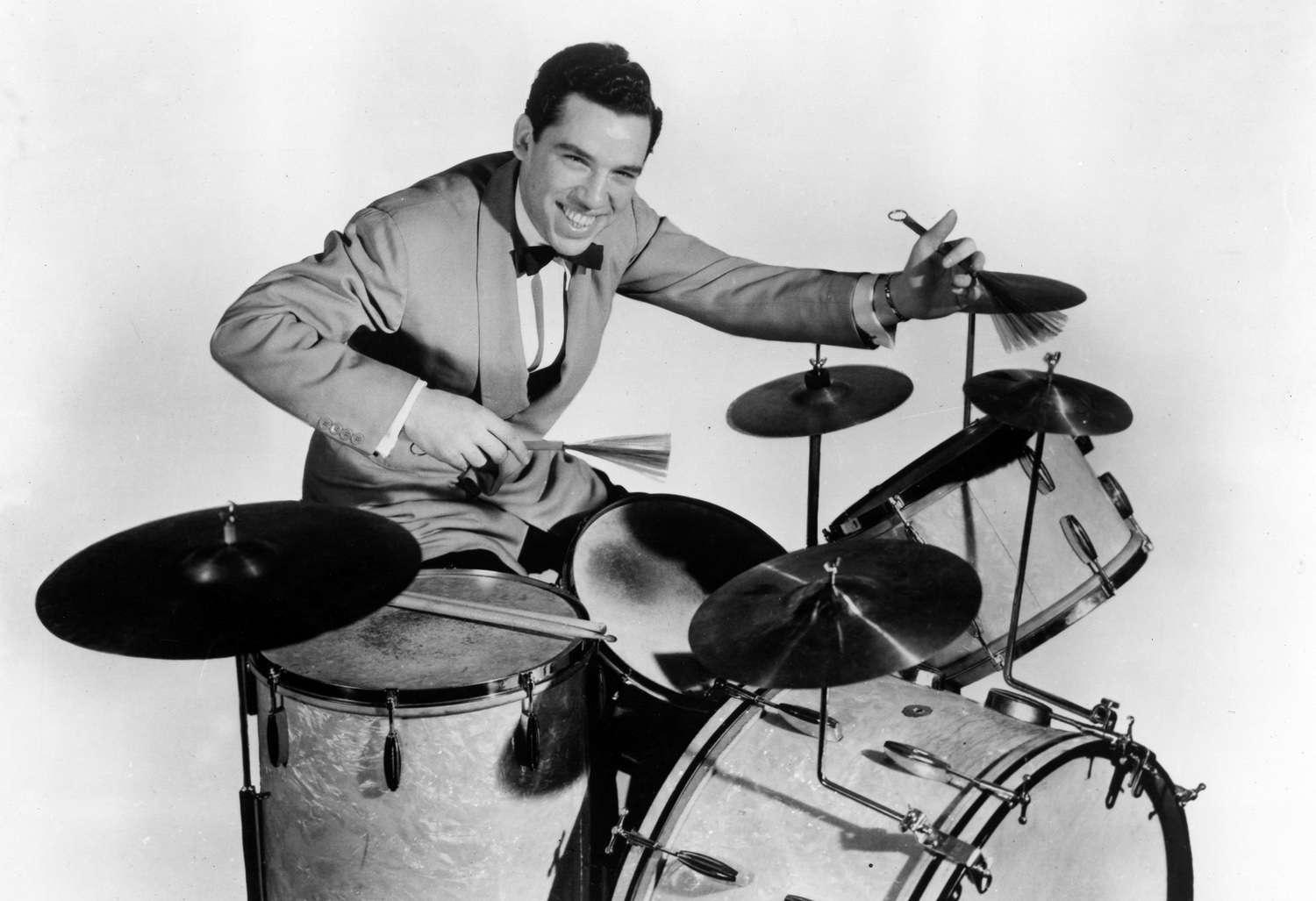 a drummer to listen and learn from · Mastering.com Members Club