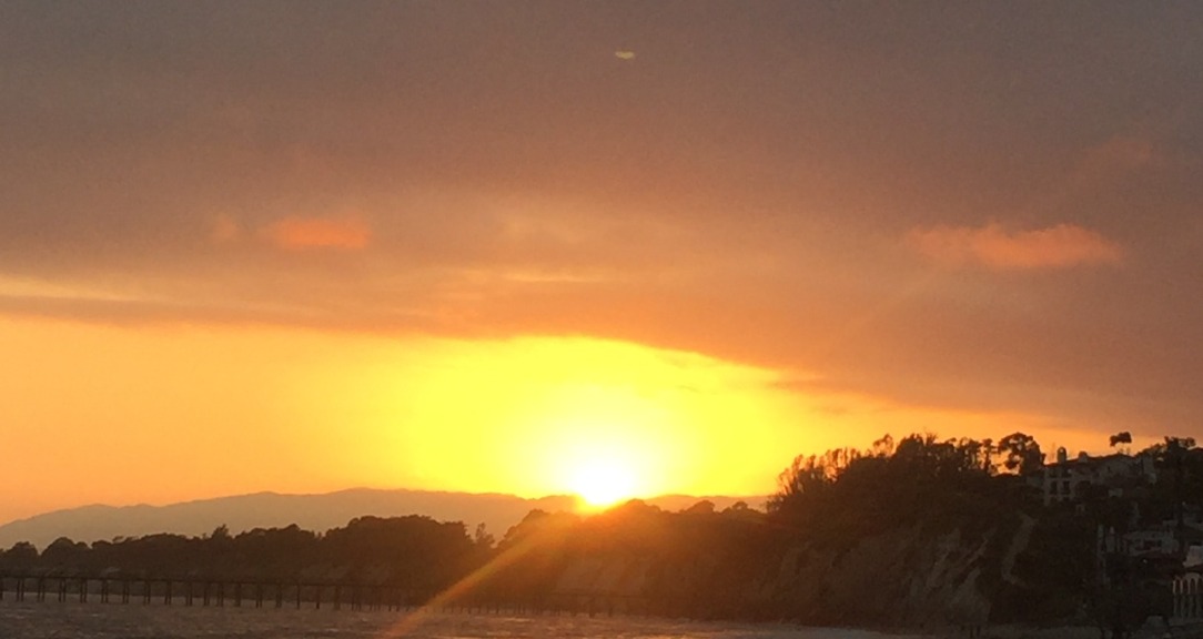 Welcome! Introduce yourself + share a pic of your workspace 🎉 · Ground Breakers